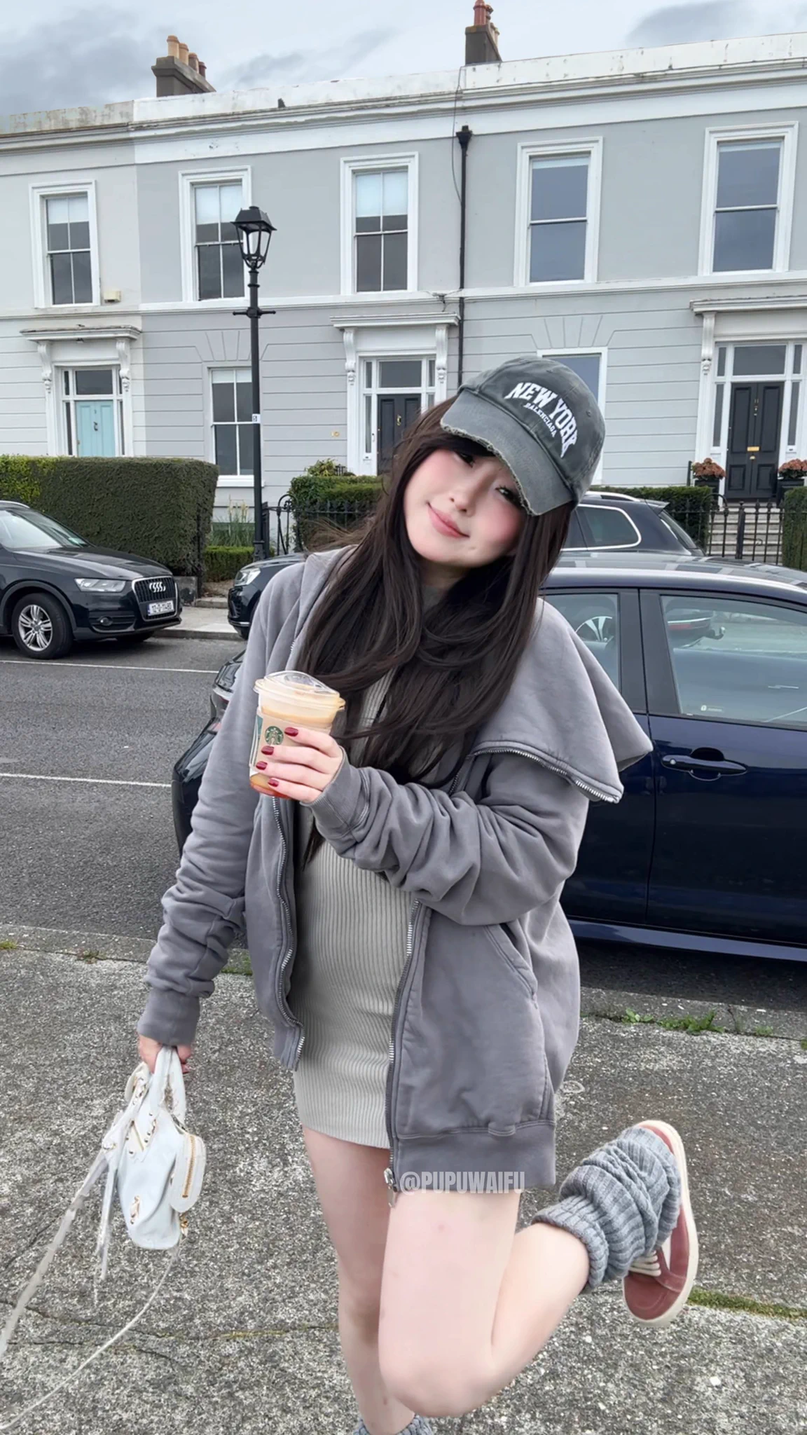 噗噗Pupu(@WaifuPupu ) 在推特上的福利照片和视频