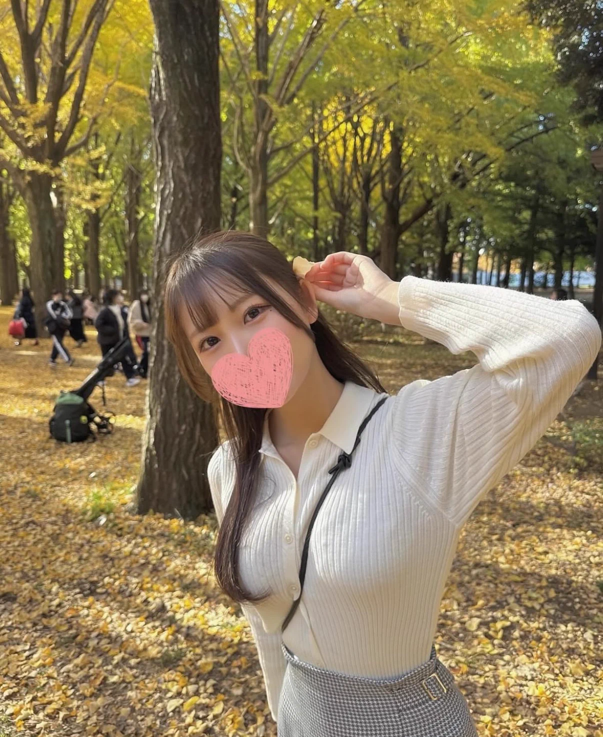 丸の内OLノみずき👼(@OLnoMizuki ) 在推特上的福利照片和视频