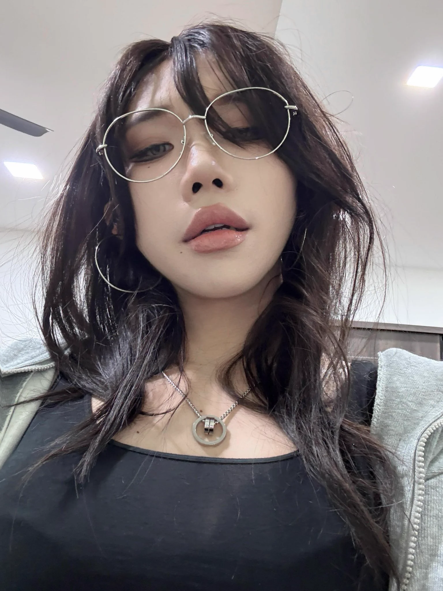 迷之呆梨(@FATIAO_Liii ) 在推特上的福利照片和视频