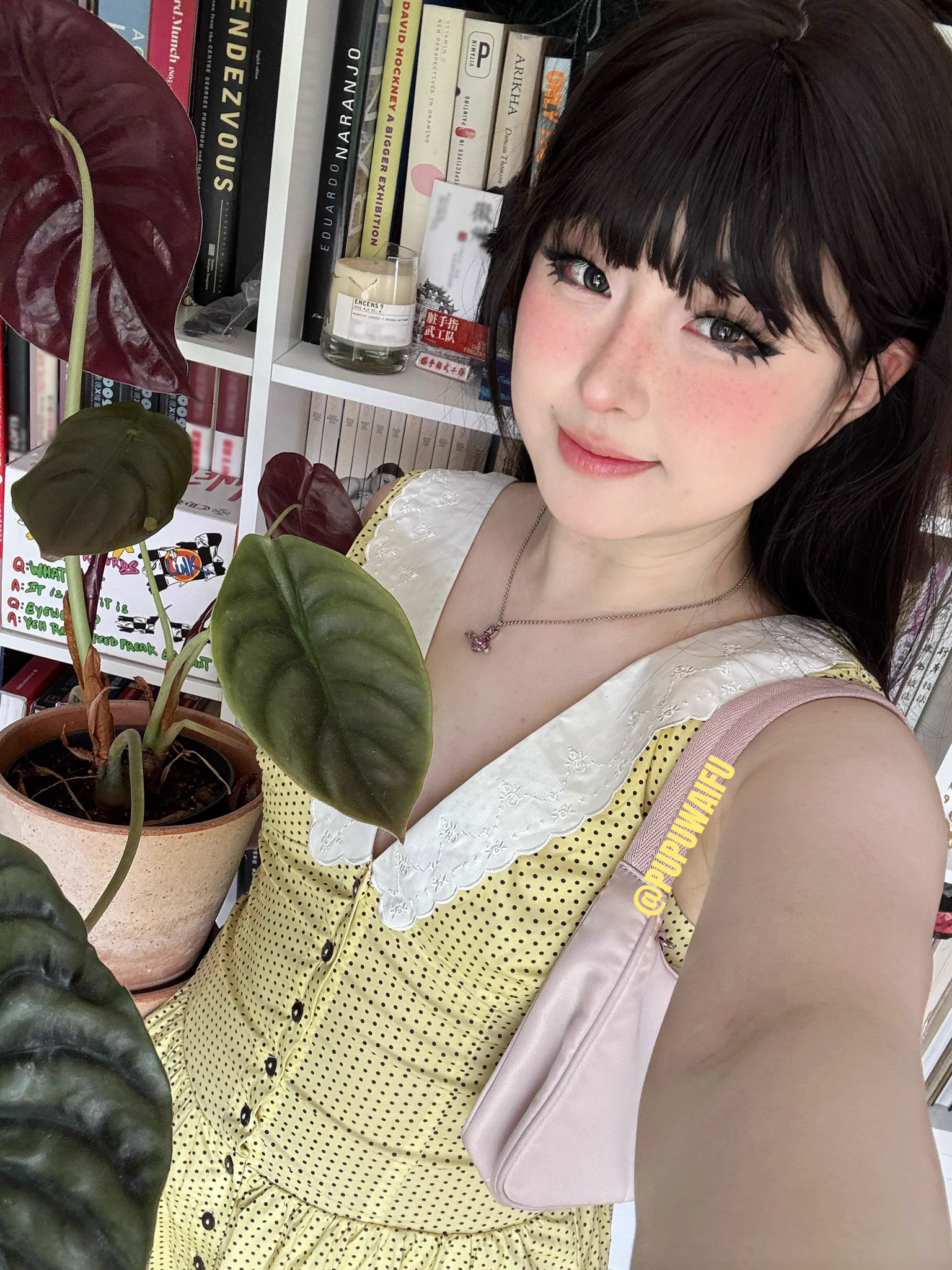 噗噗Pupu(@WaifuPupu ) 在推特上的福利照片和视频